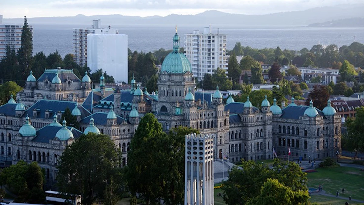Some College Students in Canada Will Soon Be Allowed to Use Cannabis on ...